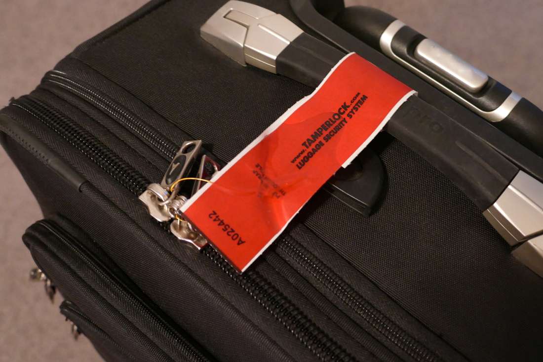 Theft on board airplanes happen, tips to guard your gear